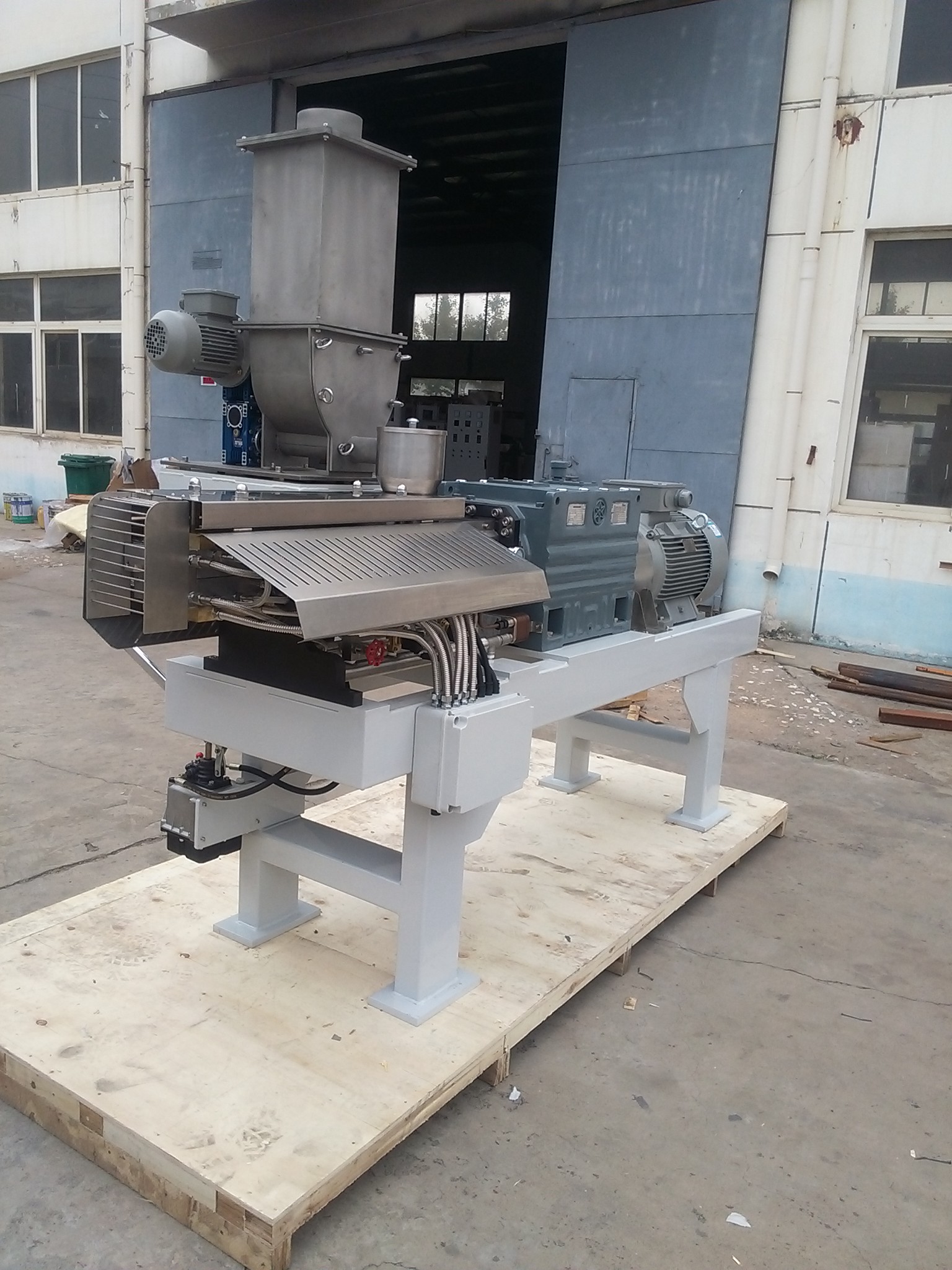 Coupling Specific Food Processing Twin Screw Extruder With Hydraulic ...