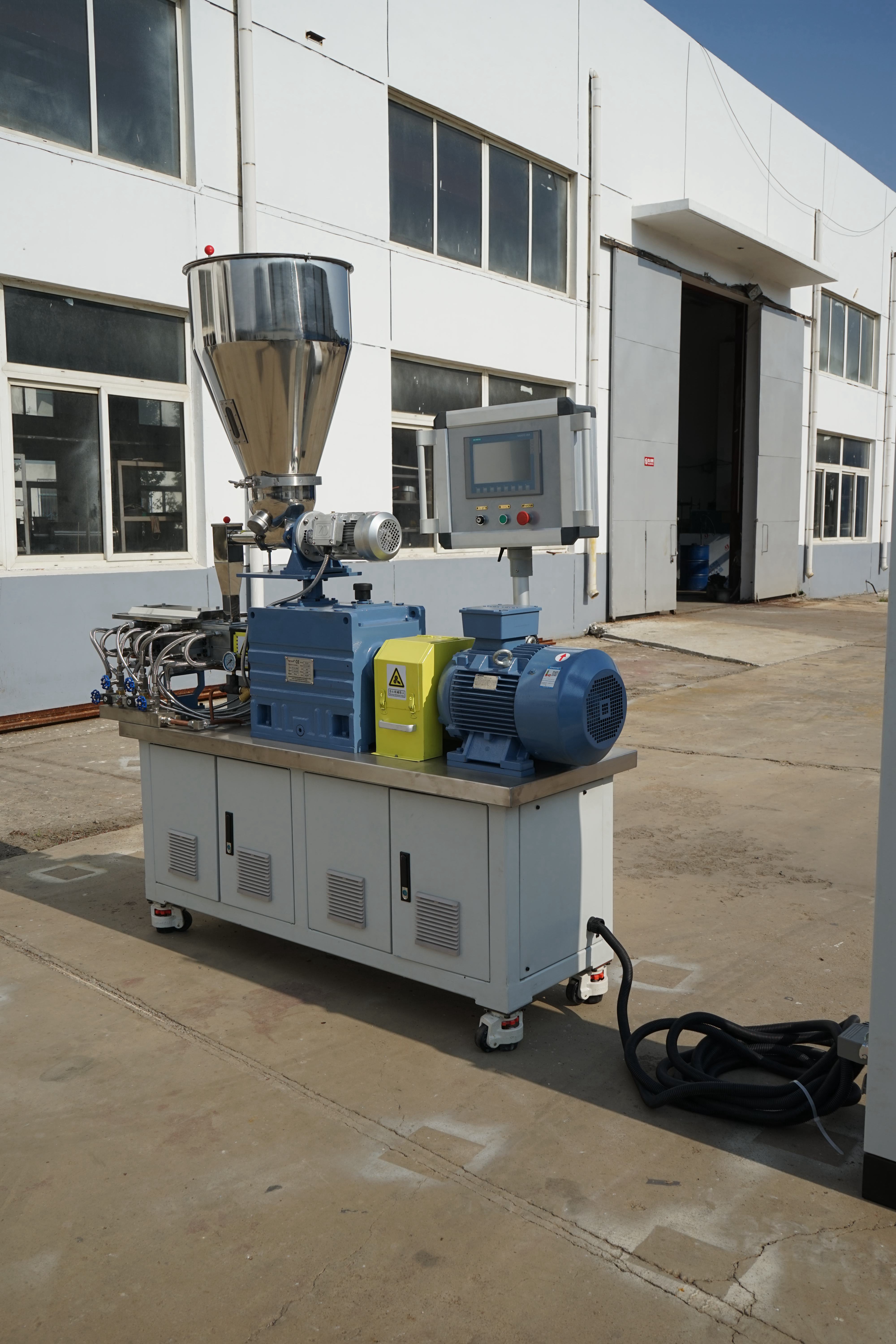 Powder Coating Extrusion Process at Brayden Woodd blog